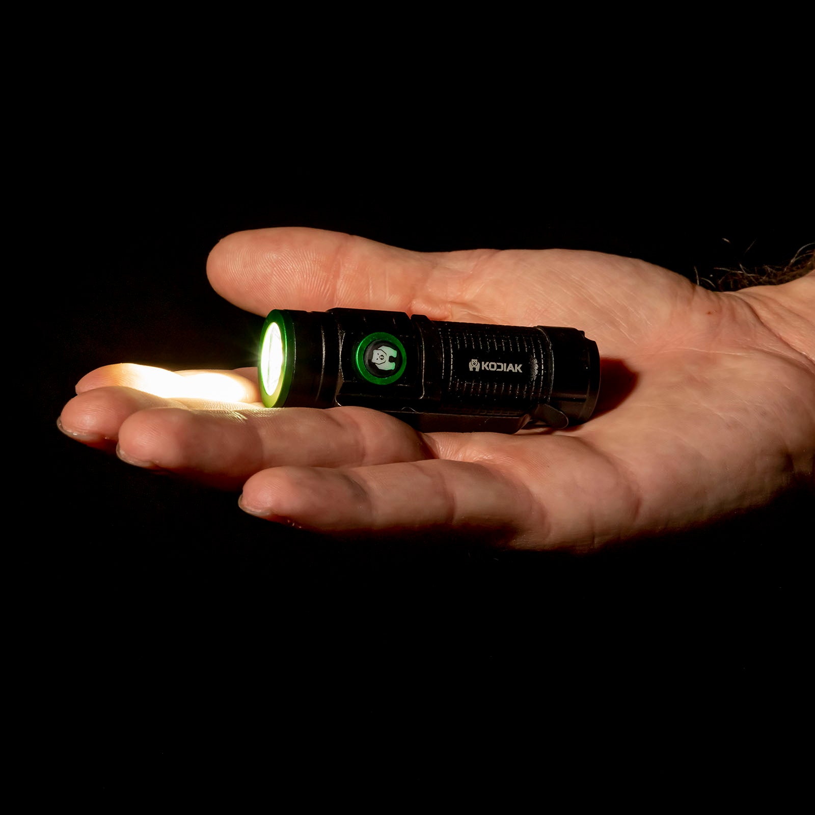Kodiak® KUB Rechargeable Compact Flashlight 1000 Lumens - LitezAll